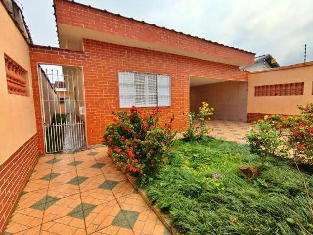 Casa Térrea à venda na Praia Grande no Bairro Caiçara na Avenida Lincoln