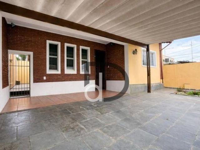 Casa térrea a venda na região central de Valinhos, R$ 650.000,00