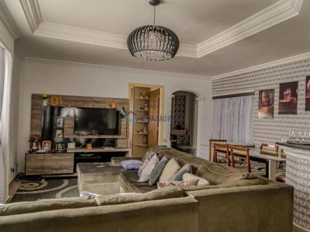 Casa térrea à venda na Vila Campestre com 6 dormitórios
