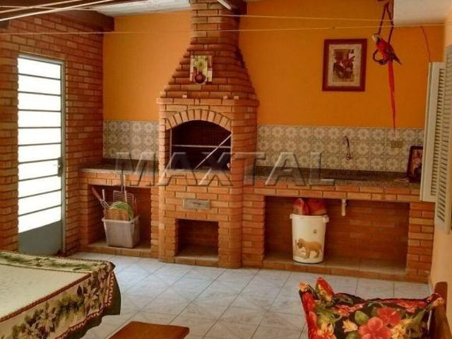 Casa térrea à venda na Vila Guilherme, com 3 dormitórios, sendo 1 suíte, churrasqueira e 4 vagas