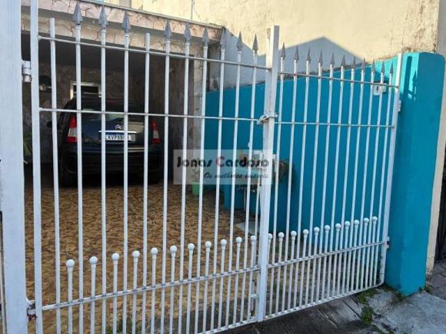 Casa térrea a venda na Vila Industrial, 2 quartos, edícula nos fundos, quintal amplo, por R$: 600 m