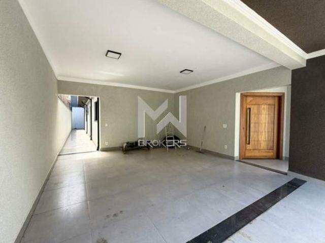 Casa térrea à venda na Vila João XXIII em Vinhedo/SP