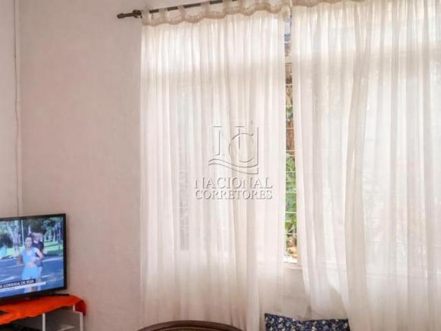 Casa térrea à venda na Vila Lucinda – 92m², 2 dormitórios, terreno 8x25, próximo ao SESI e Av. Marti