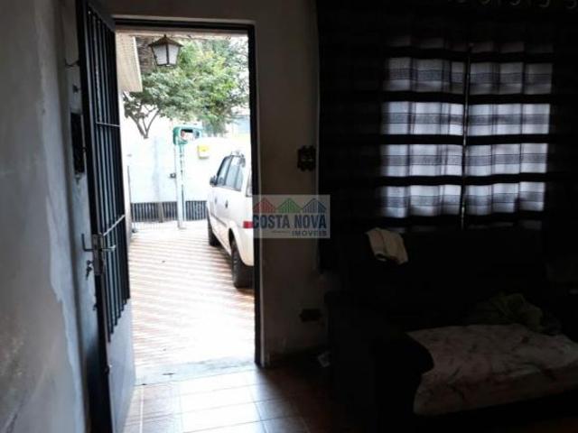 Casa Térrea a venda na Vila Maria Baixa com 120m² sendo 2 dorms, sala, cozinha, 3 vagas de garagem
