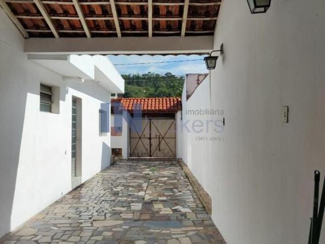 Casa térrea à venda na Vila Rio Branco Jundiaí SP com 2 dorm suíte, 2 vagas