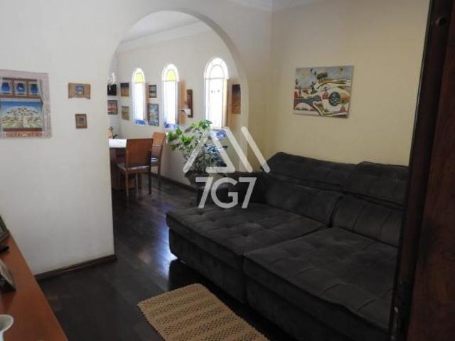 CASA TÉRREA A VENDA NO MORUMBI