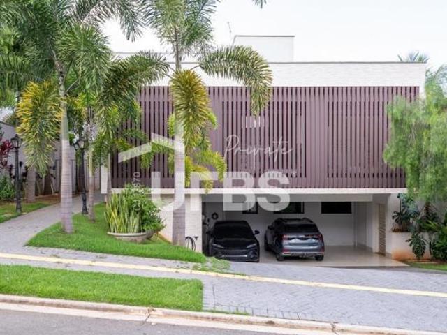 Casa térrea à venda no Alphaville Araguaia