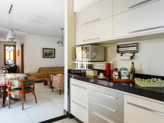 Casa térrea à venda no Alto da Lapa com 365m² 3 dormitórios 2 suítes 5 banheiros 2 vagas