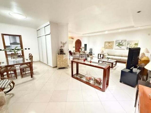 Casa térrea à Venda no Alto de Pinheiros ? São Paulo