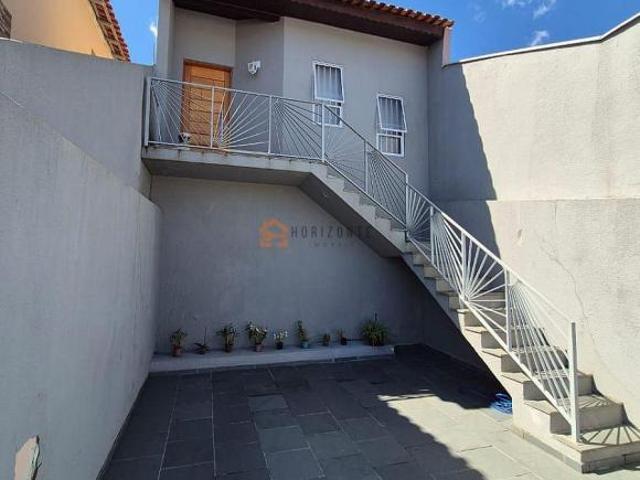 Casa térrea à venda no Alto Ipiranga