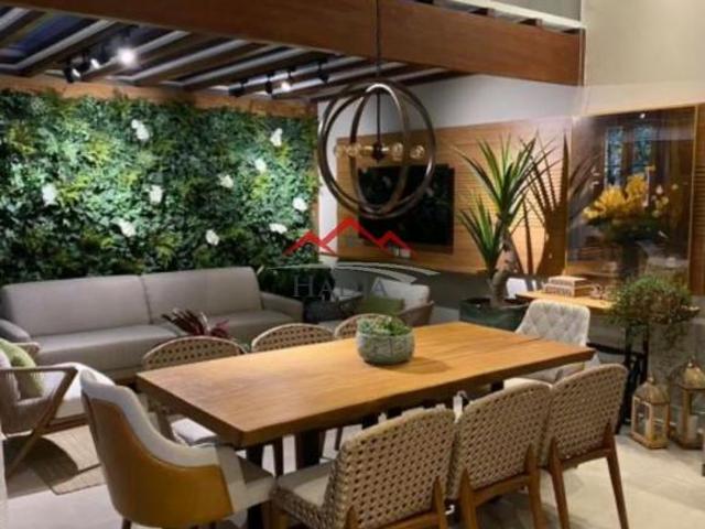 Casa térrea à venda no bairro Vila Joana, em Jundiaí/SP