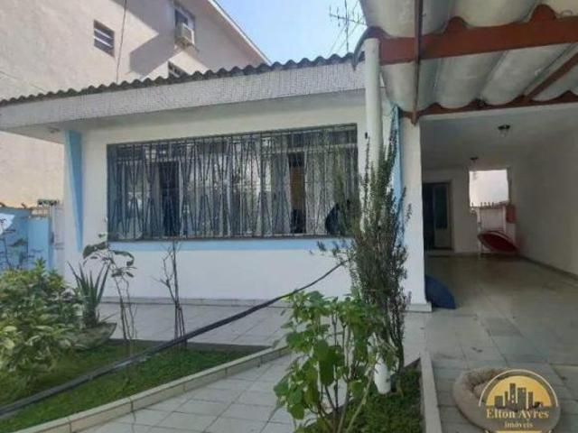 Casa térrea à venda no bairro da Ponta da Praia | Santos
