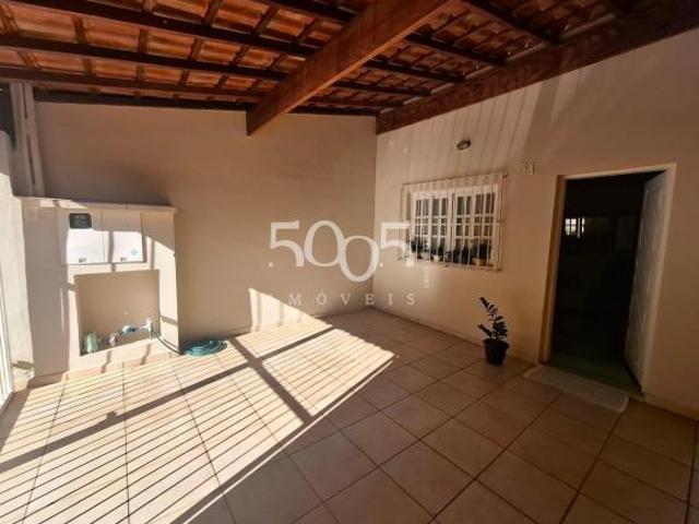 Casa térrea à venda no bairro Jardim Santa Laura, em Itu, com 95m² e 2 dormitórios
