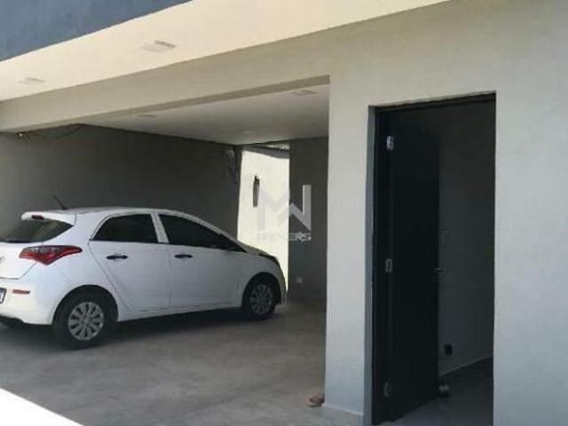 Casa térrea à venda no bairro Marambaia em Vinhedo SP