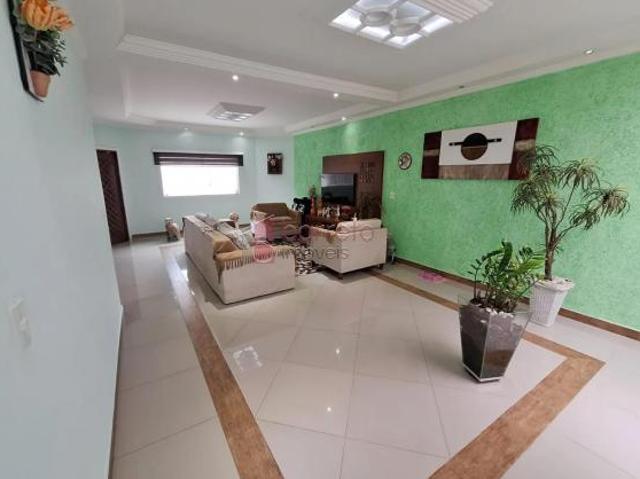CASA TERREA À VENDA NO BAIRRO PARQUE DA REPRESA EM JUNDIAÍ/SP