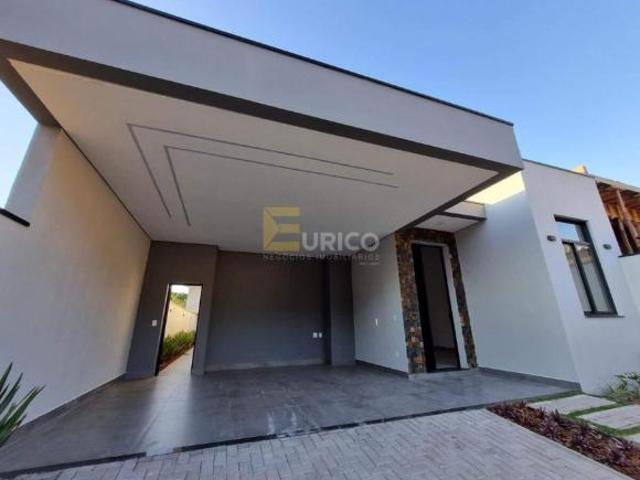 Casa Térrea á venda no Bairro Pinheirinho em Vinhedo/SP