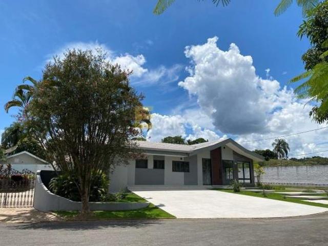 Casa Térrea à venda no Condomínio
