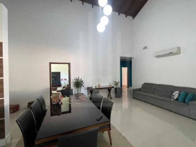 Casa térrea a venda no Condomínio Arco di Roma em Foz do Iguaçu