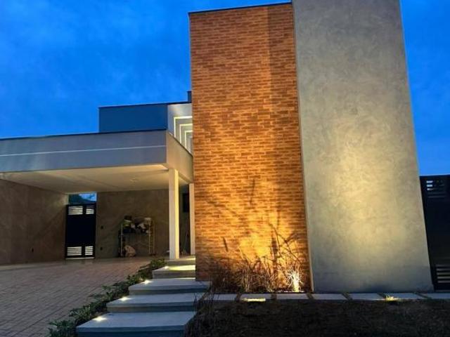 Casa Térrea á venda no Condomínio Brisas Jundiaí Jundiaí SP
