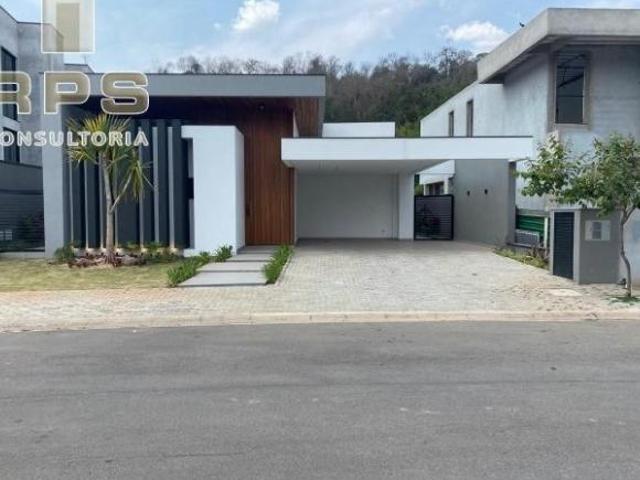Casa térrea à venda no Condomínio Granville em Atibaia