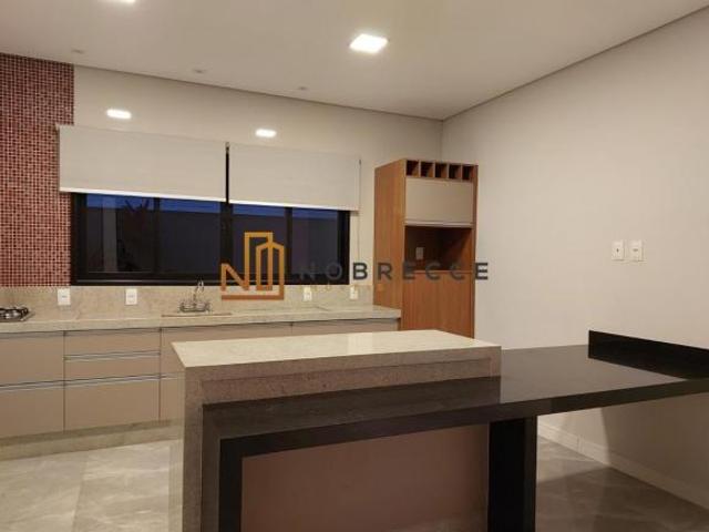 Casa térrea à venda no Condomínio Dona Lucilla, Indaiatuba/SP