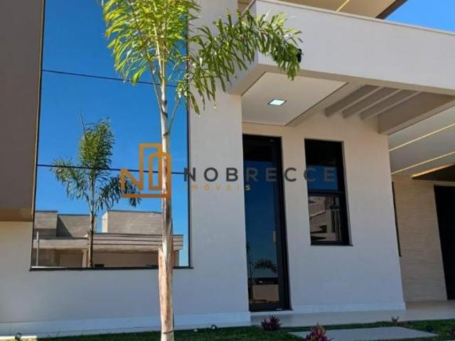 Casa térrea à venda no Condomínio Dona Maria Cândida, em Indaiatuba/SP