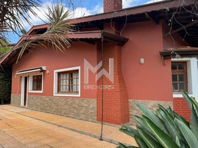 Casa térrea à venda no Condomínio Estância Marambaia em Vinhedo/SP