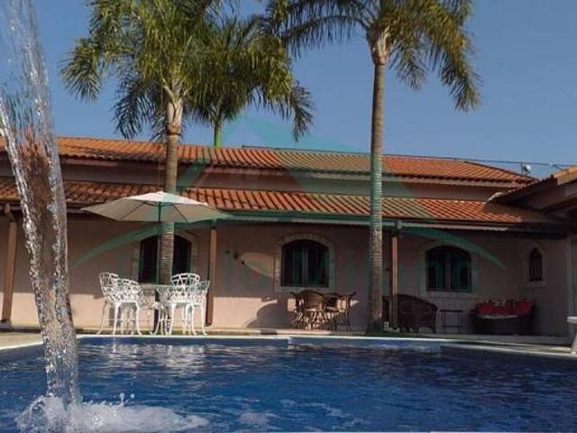 Casa Térrea a Venda no Condomínio Horizonte Azul 1