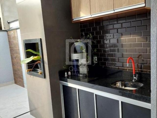 Casa térrea à venda no condomínio Horto Florestal Villagio