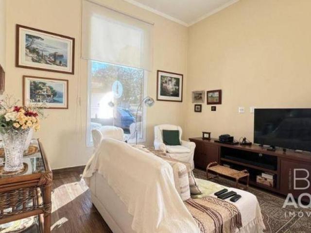 Casa térrea à venda no Condomínio Haras Paineiras