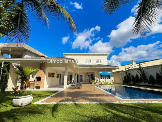 Casa térrea À VENDA no condomínio Jardim Acapulco, Guarujá