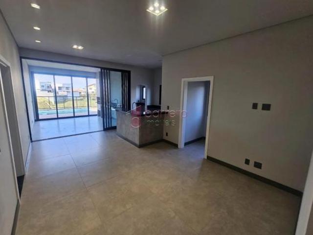 CASA TÉRREA À VENDA NO CONDOMÍNIO LAGUNA VÁRZEA PAULISTA/SP