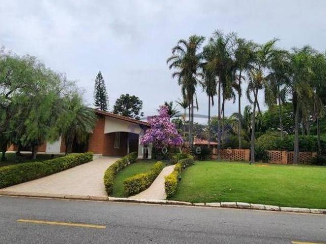 Casa térrea à venda no Condomínio Marambaia – Vinhedo/SP