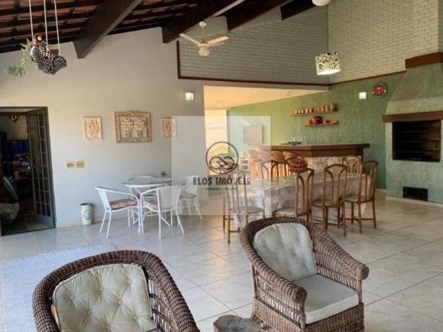 Casa Térrea à Venda no Condomínio São Joaquim Vinhedo/SP
