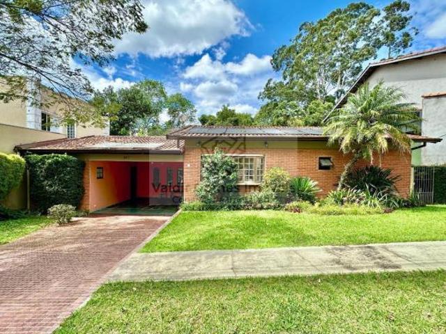 Casa térrea à venda no condomínio São Paulo II