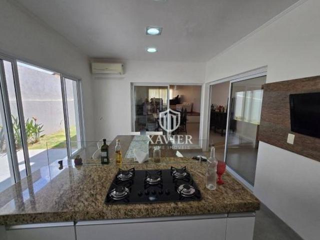 Casa Térrea à Venda no Condomínio Saint Charbel – 3 Suítes, 352m² em Terreno de 1.000m², Alto Padrão