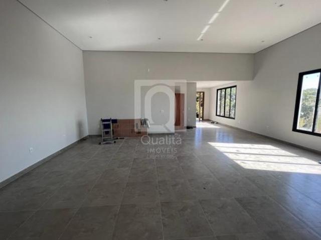 Casa térrea à venda no Condomínio Saint Charbel em Araçoiaba da Serra