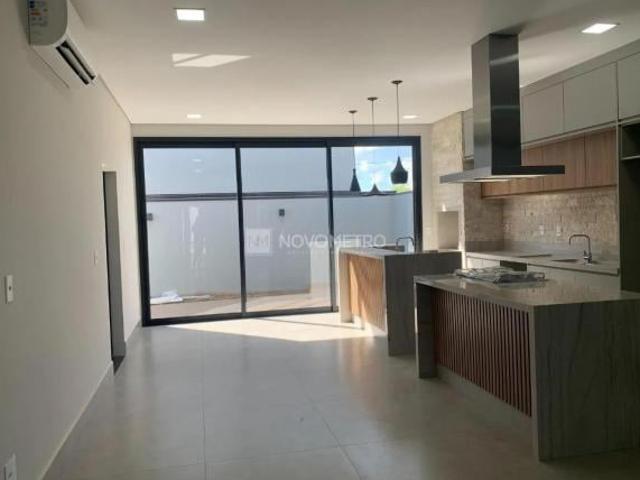 Casa térrea à venda no Condomínio Santorini Paulínia – 212 m², 3 suítes, piscina e alto padrão