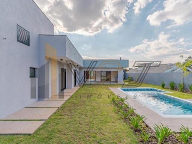 Casa térrea à venda no Condomínio Santa Teresa em Itupeva SP