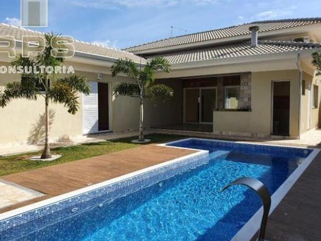 Casa térrea à venda no Condomínio Porto Atibaia Alto Padrão
