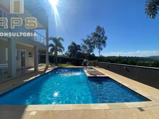 Casa térrea a venda no Condominio Palavra da Vida em Atibaia,04 suites com piscina aquecida