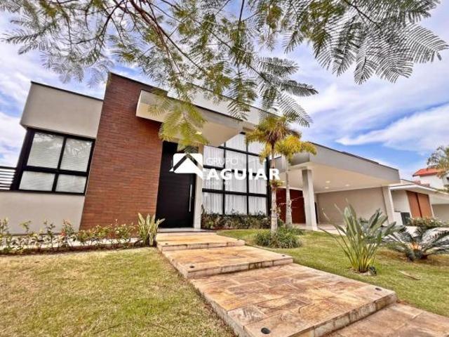 Casa Térrea à venda no Condomínio Querência em Valinhos/SP