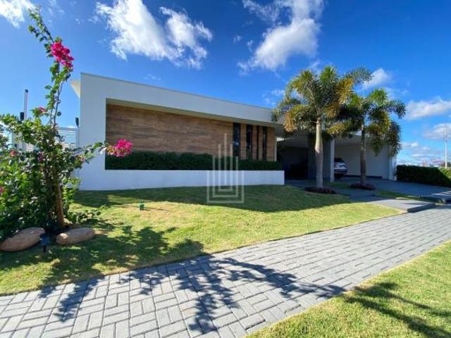 Casa térrea à venda no Condomínio Reserva Iguaçu em Foz do Iguaçu