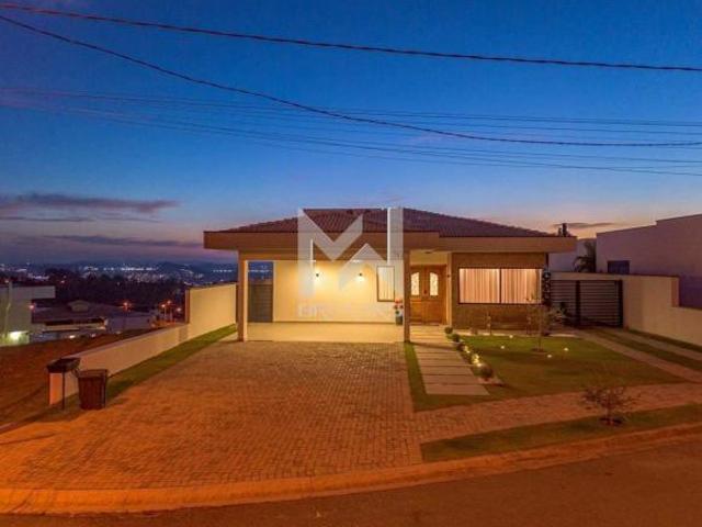 Casa térrea à venda no Condomínio Reserva Santa Isabel em Louveira/SP