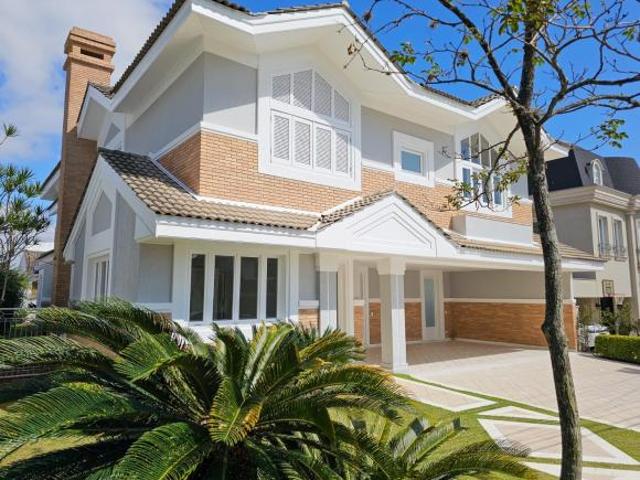 Casa térrea à venda no condomínio Residencial Alphaville 2 em Barueri SP