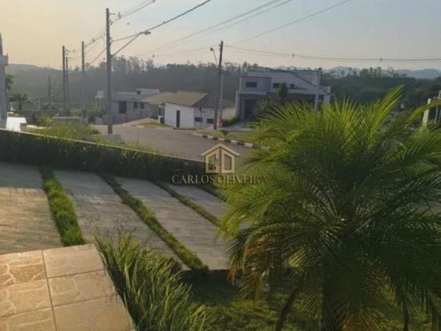 Casa térrea à Venda no Condomínio Residencial Veneza, Mogi das Cruzes/SP
