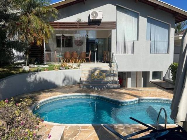 Casa térrea a venda no Condomínio Terras de Vinhedo