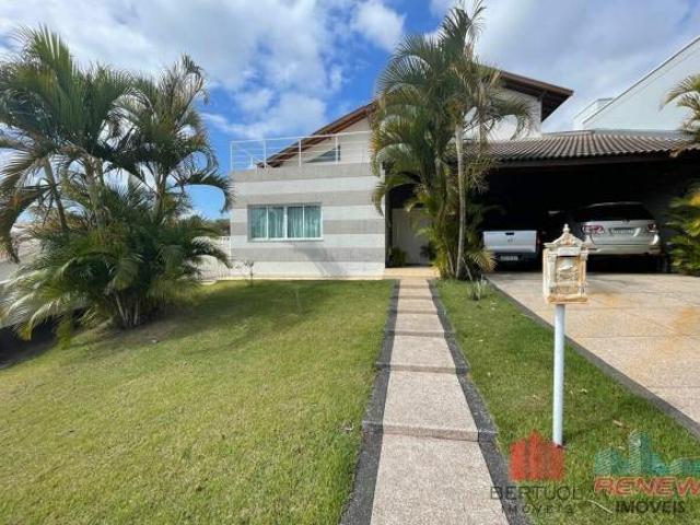 Casa Térrea à Venda no Condomínio Terras de Vinhedo em Vinhedo/SP