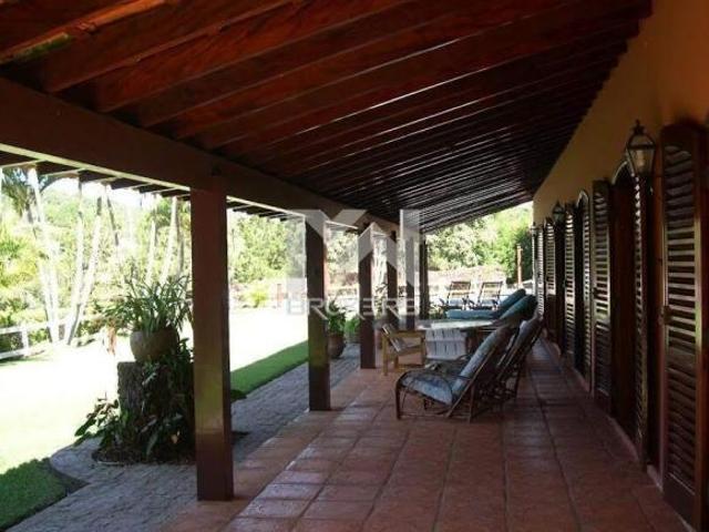 Casa térrea à venda no Condomínio Vale da Santa Fé em Vinhedo SP