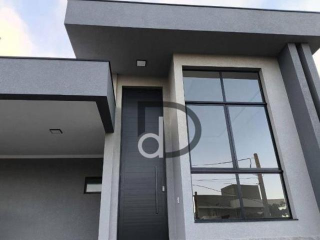 Casa térrea à venda no Condomínio Vivenda das Pitangueiras em Valinhos